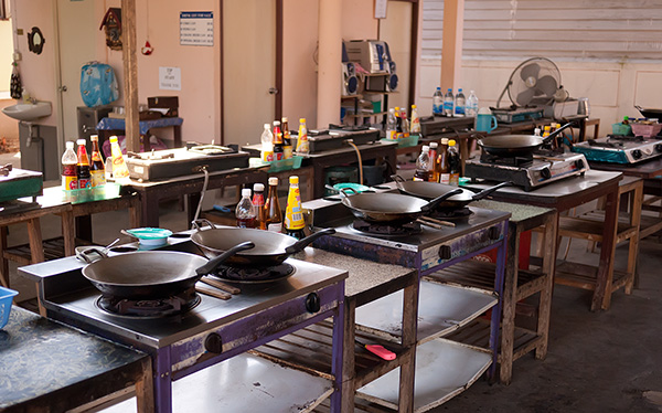 Thailand Food Exploration: Classic Home Cooking (Cooking School ...